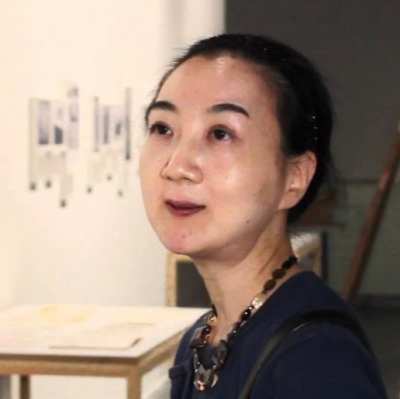 Atsuko Tanaka – Las Mujeres en el arte